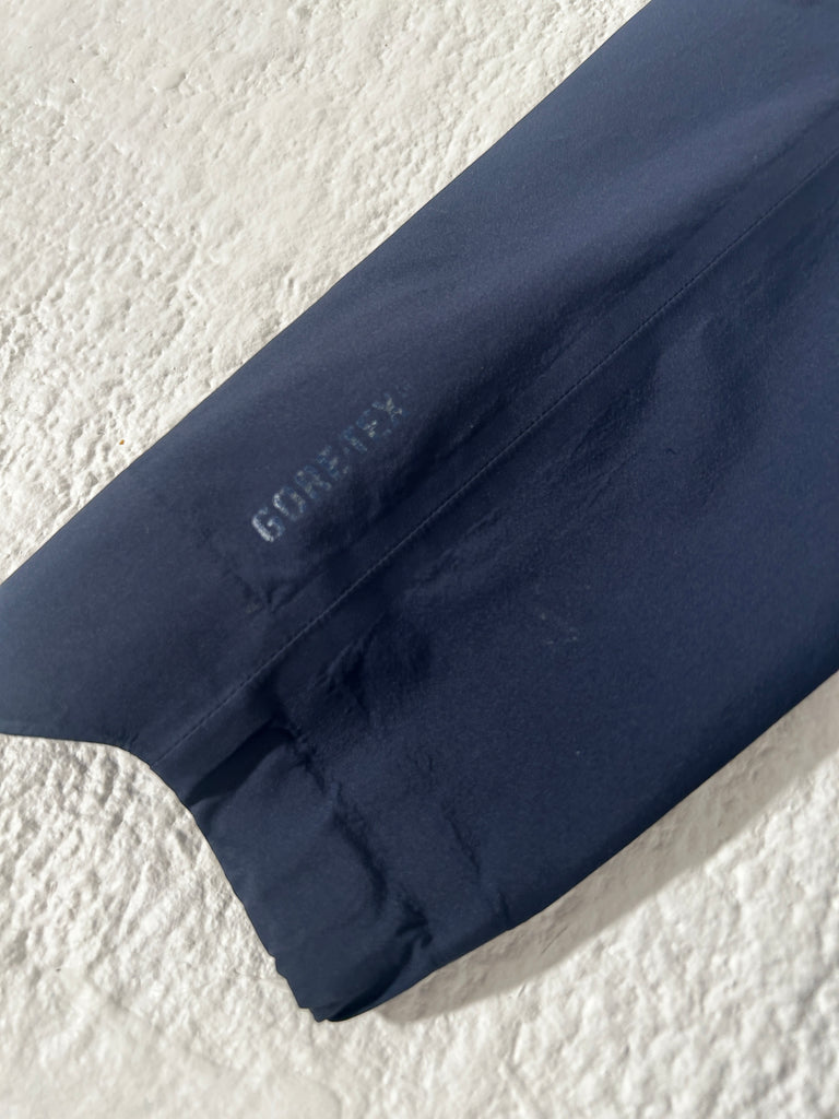 Womens Arcteryx Navy Parka Jacket Sz. M – Throwbacksnw.com